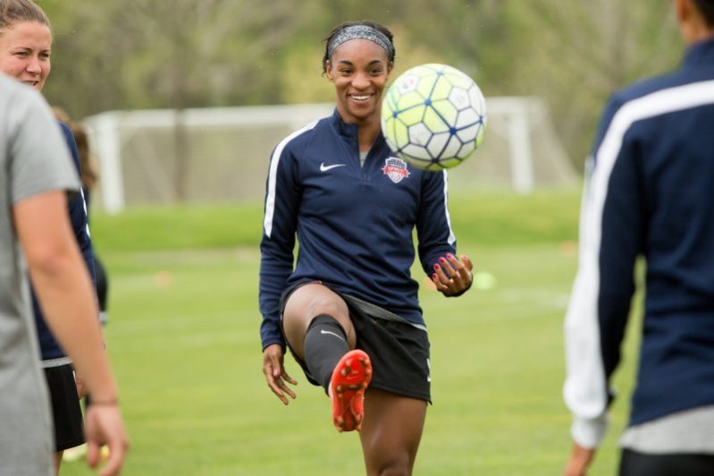 Who Is Crystal Dunn? Bio, Age, Facts, Salary, And Net Worth - Richathletes