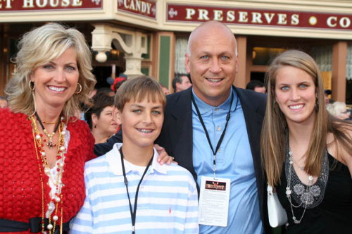 Kelly Ripken- 10 Fast Facts About Cal Ripken Jr.'s Ex-Wife- Did She ...